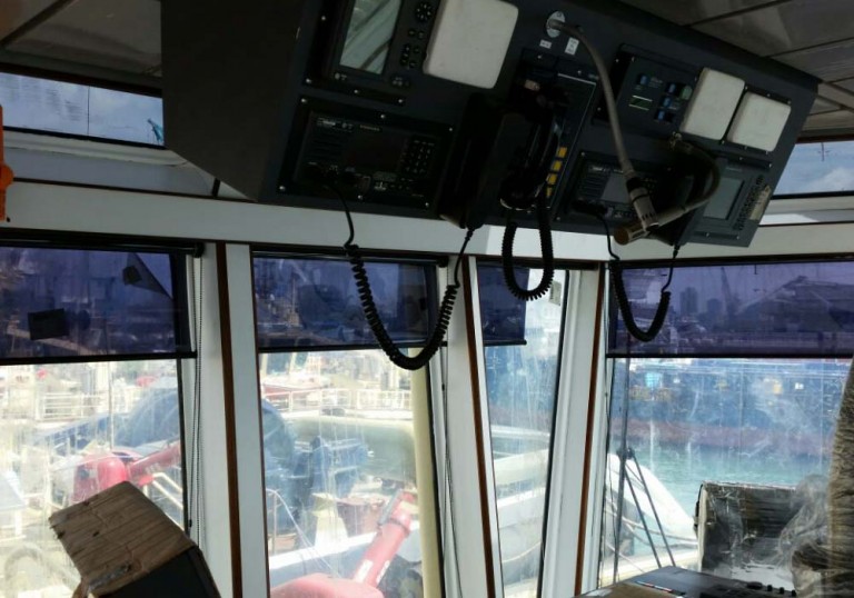 Naviglare – Anti-Glare Sunscreen Blinds USA